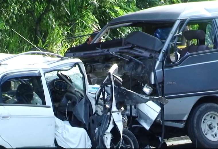 Choque múltiple deja un muerto y cinco heridos en Santa Ana | Teletica