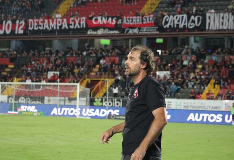 Carevic sobre posible renovación: “No hemos dialogado en concreto ...