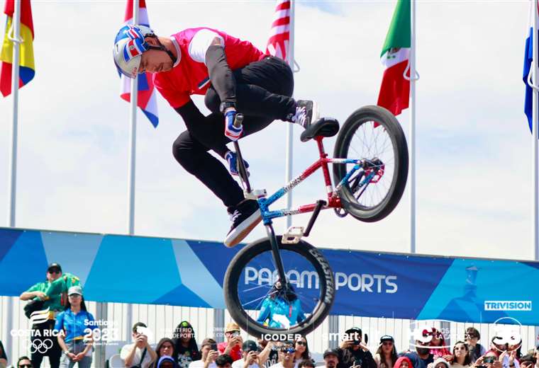 Ni un esguince frenó a Kenneth Tencio | Teletica