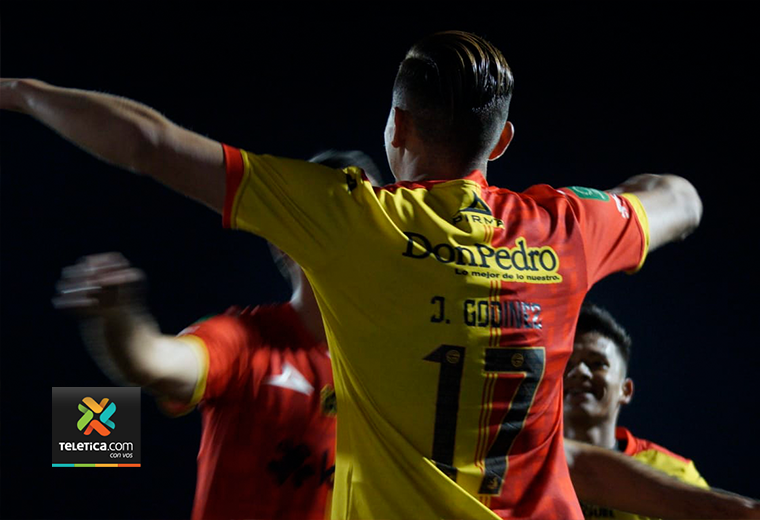 Herediano vuelve al triunfo con más garra que fútbol | Teletica