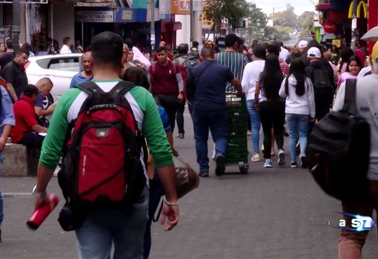 Se buscan mayores de 50 | Teletica