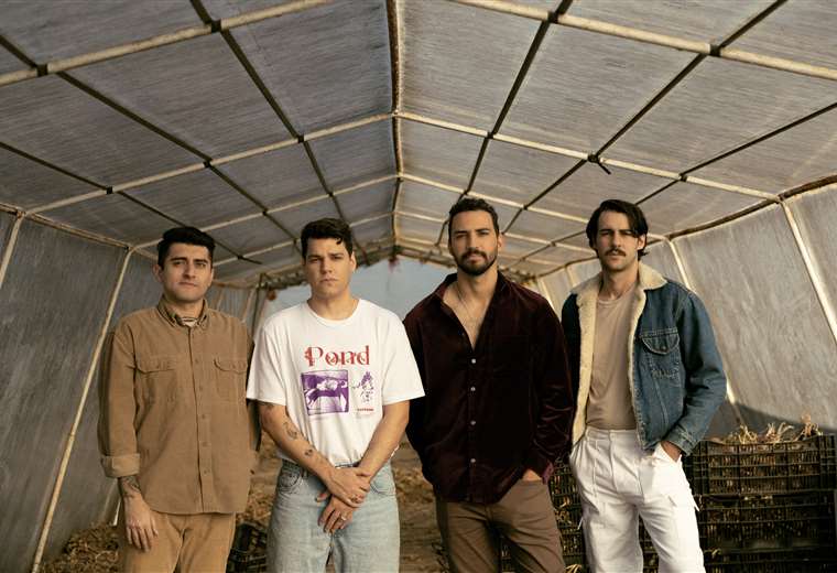 Banda nacional Magpie Jay lanzará ‘The Crown’ con especial concierto ...