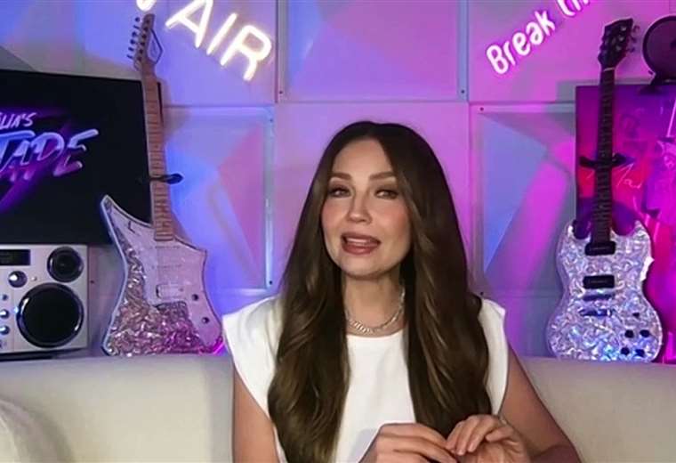 Thalía asumió el papel de 'fan' para su nueva serie 'Mixtape: El ...