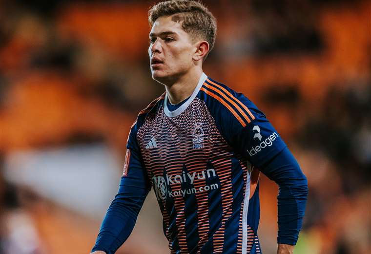 Brandon Aguilera se convirtió en el tico más joven en debutar en la ...