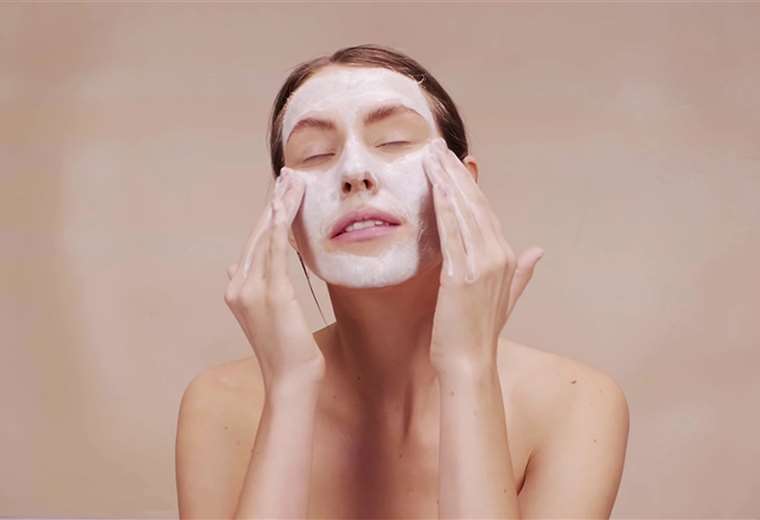 Consejos para limpiar el rostro correctamente | Teletica