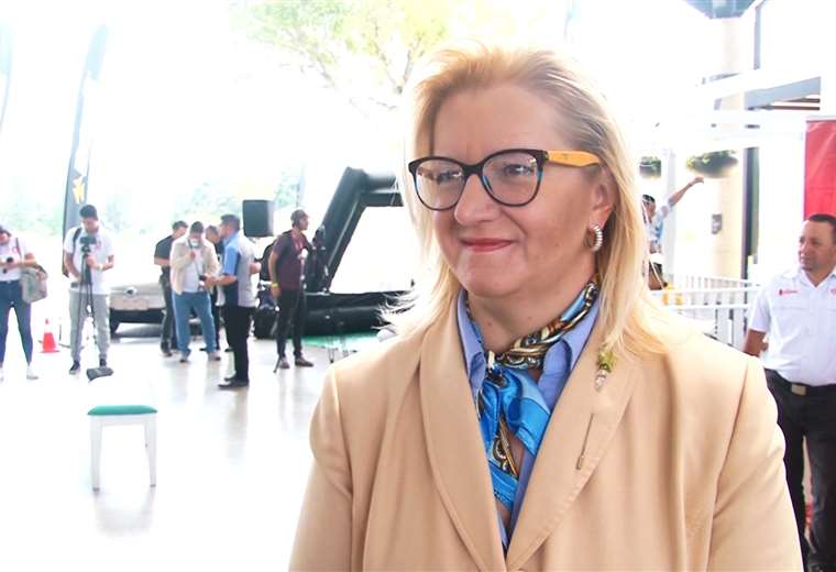 Vicky Ross: "Detrás de un teclado hay gente muy cruel" | Teletica