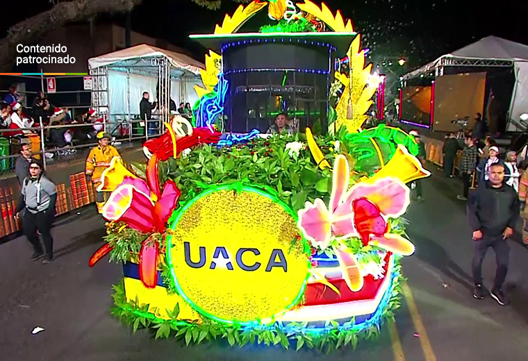 Carroza UACA conmemora 50 años de enseñanza universitaria privada en ...