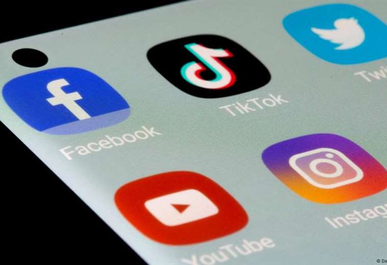 “Yo lo inventé”: El chico detrás del baile viral ‘aura farming’ que imitan famosos | Teletica