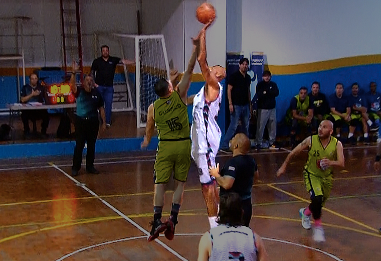 Una vida ligada al baloncesto: ¿Cómo un exNBA terminó jugando en Costa ...