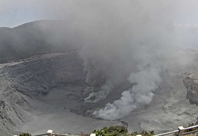 Parque Nacional Volcán Poás cierra temporalmente debido a erupciones ...