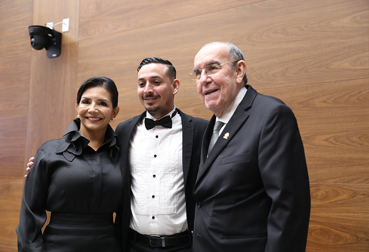 Liberación Nacional y Frente Amplio sepultan rumores de una alianza partidaria | Teletica