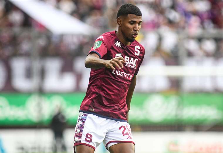 Oficial: Gerald Taylor jugará con el Hearts de Escocia | Teletica