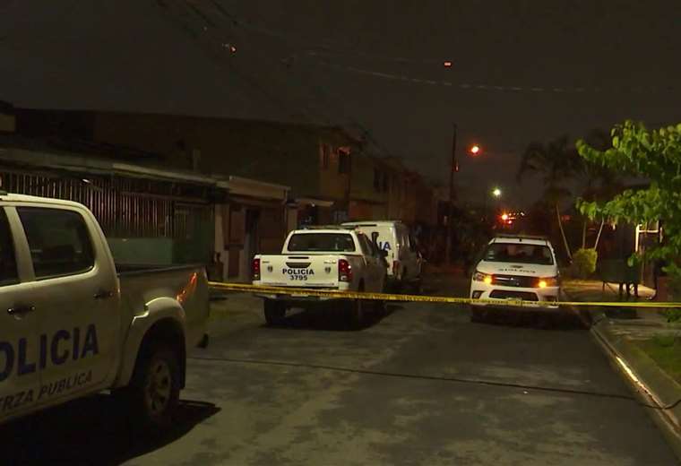 A balazos asesinan a hombre en Alajuelita | Teletica