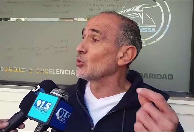 Saprissa explica por qué no tiene permiso de trabajo de Sabin Merino ni ...
