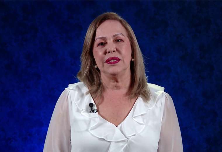 Cinco preguntas con la candidata Ana Virginia Calzada | Teletica