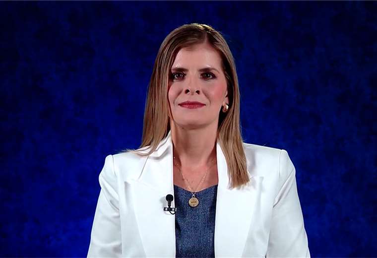 Cinco preguntas con la candidata Laura Fernández | Teletica