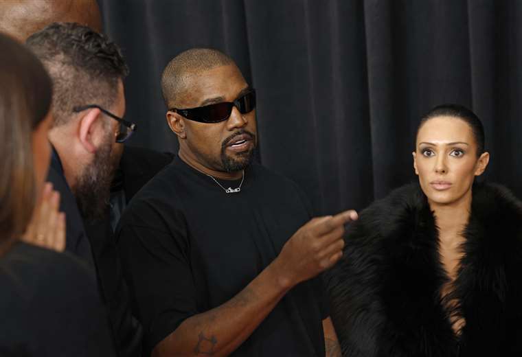 Polémica por el vestido de Bianca Censori en los Grammy: ¿audacia o ...