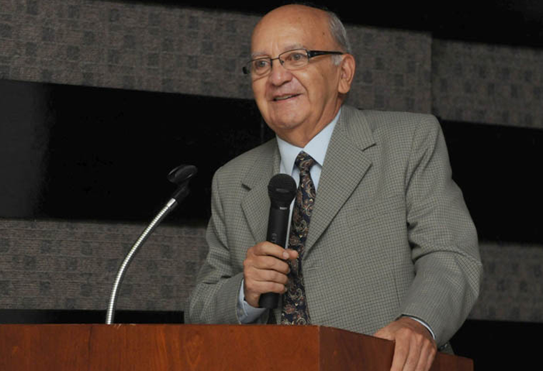 Muere Rodrigo Gámez, reconocido virólogo e investigador costarricense ...