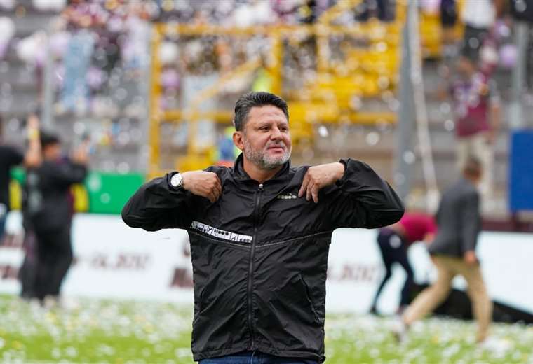 Jafet a Munive: "Usted está ahí para trabajar para nosotros, para eso ...