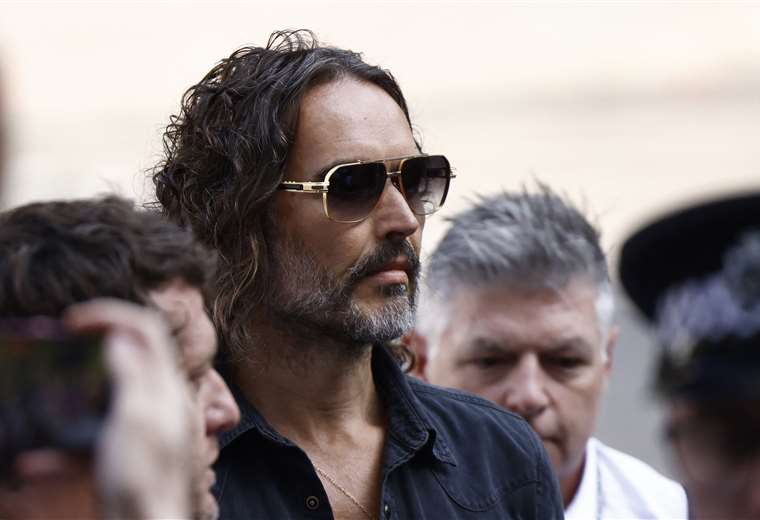 Actor británico Russell Brand deberá comparecer ante tribunal por ...