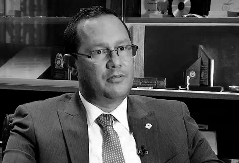 Celso Gamboa: La historia del exministro y exmagistrado que ahora es ...