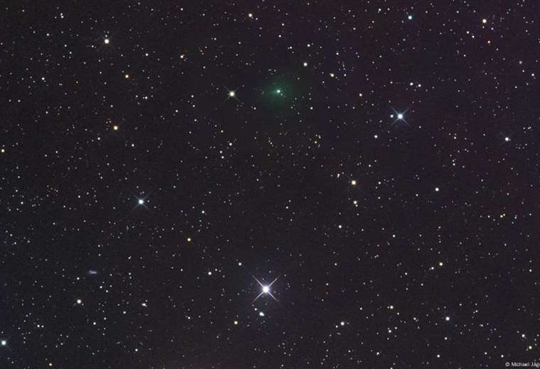 ¡Astrónomos desconcertados! Brillo del 3I/ATLAS aumenta el doble de ...