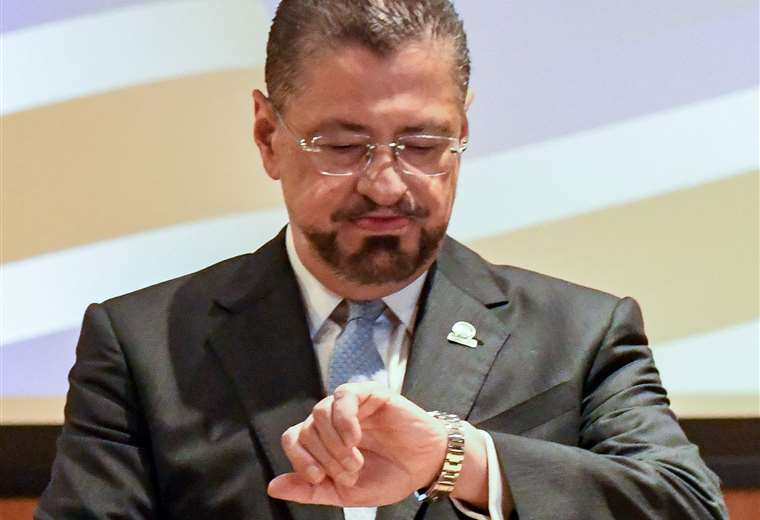 Esto dice Presidencia tras cirugía de Rodrigo Chaves | Teletica