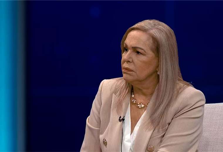 Café Política: Ana Virginia Calzada | Teletica
