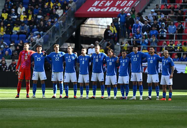 Italia pierde peso en el fútbol mundial y llega debilitada al repechaje ...