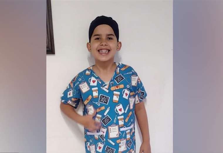 Caja adelanta cita médica de Gael: niño con problemas de movilidad ...
