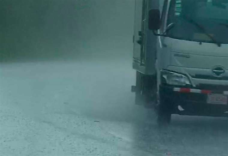 Lluvias continuarán este lunes, advierte el IMN | Teletica