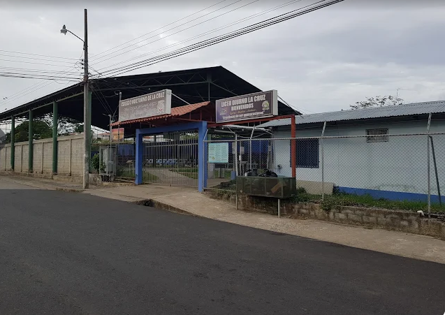 Estudiante está grave tras ser apuñalado con tijeras en liceo de ...